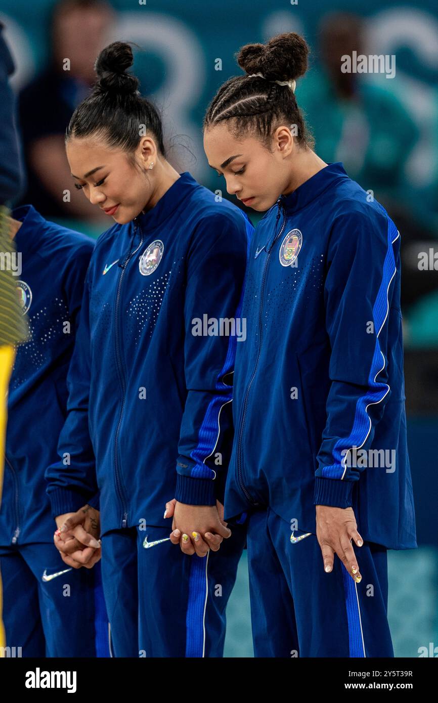 Sunisa Lee L- and Hezly Rivera (USA) waitling to recieve their gold medals during the Women's ...