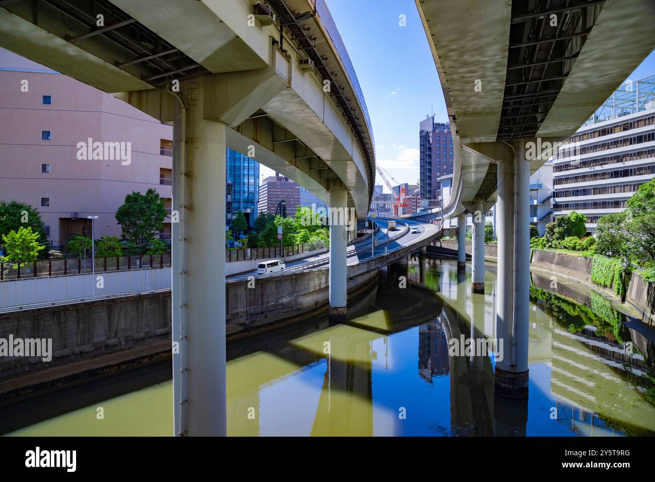 A traffic jam at the city highway in Tokyo telephoto shot Stock Photo ...