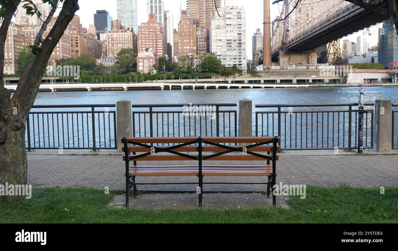 New York City waterfront skyline, Manhattan Midtown buildings ...
