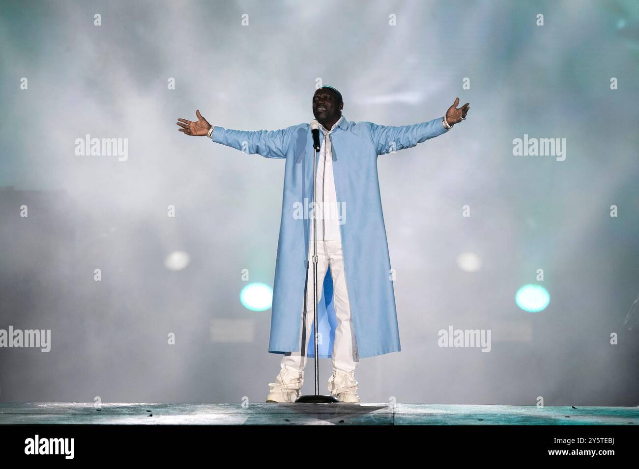 Akon performs at the Rock in Rio music festival in Rio de Janeiro ...