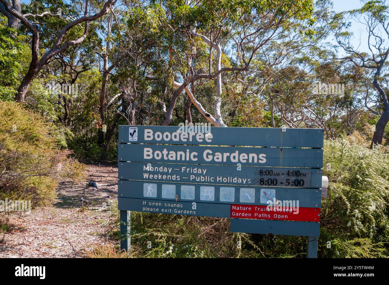 signboard for Booderee Botanic Gardens, NSW, Australia Stock Photo - Alamy
