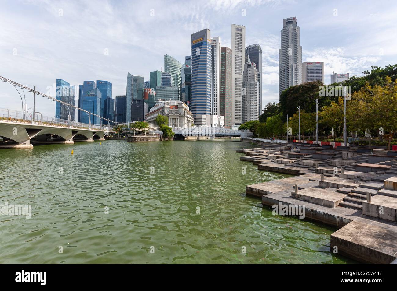 High rise architecture modern architecture buildings from Queen ...