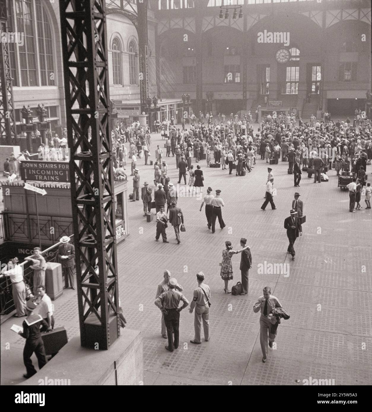 New york transportation in 1940s hi-res stock photography and images ...