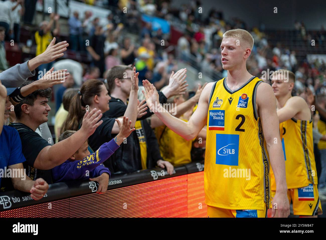 Jacob Patrick (MHP Riesen Ludwigsburg, #02), GER, MHP Riesen ...