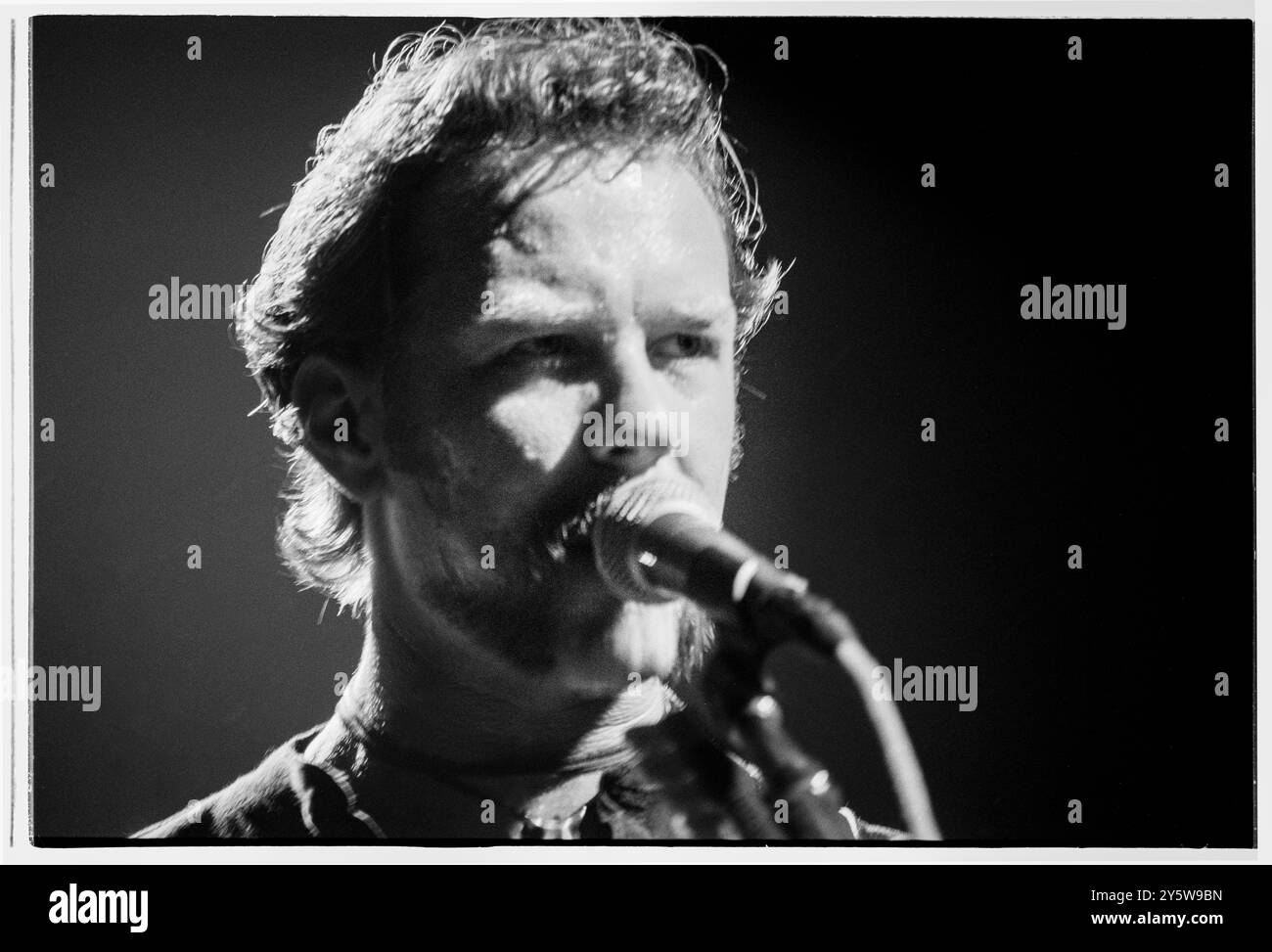 METALLICA, CONCERT, 1996: James Hetfield of Metallica at Cardiff ...