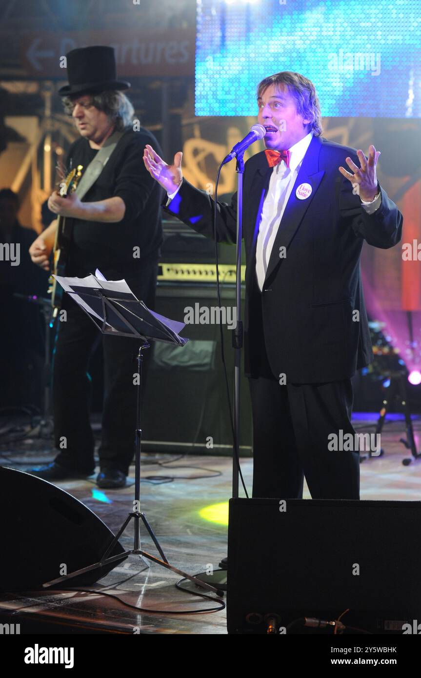 Dandy bestia hi-res stock photography and images - Alamy