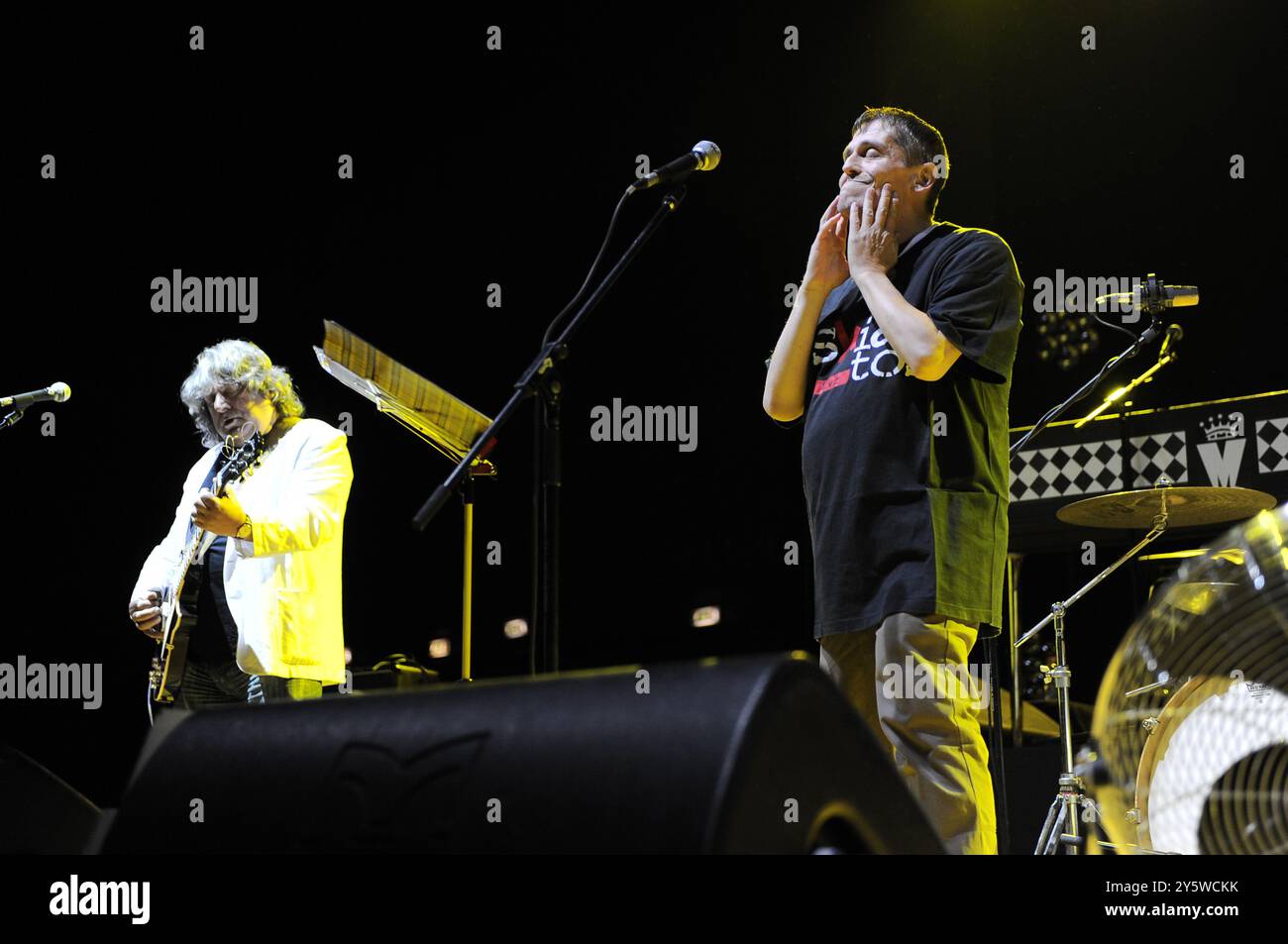 Dandy bestia hi-res stock photography and images - Alamy