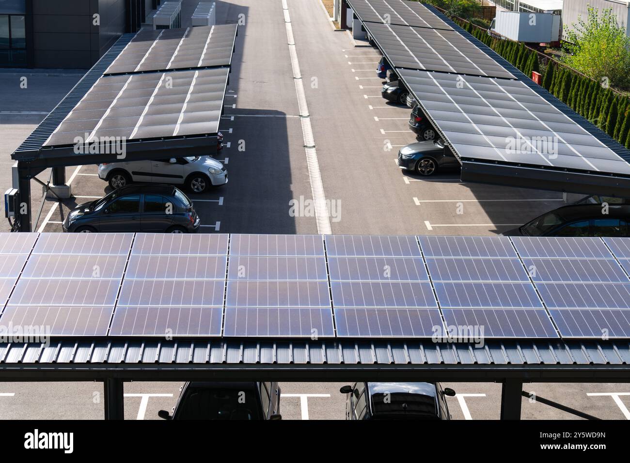 Solar panels parking lot hi-res stock photography and images - Alamy