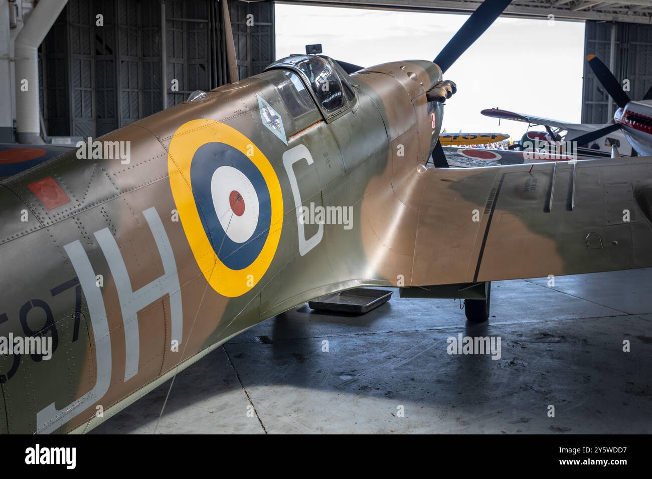 Supermarine Spitfire WW2 aeroplane Stock Photo - Alamy