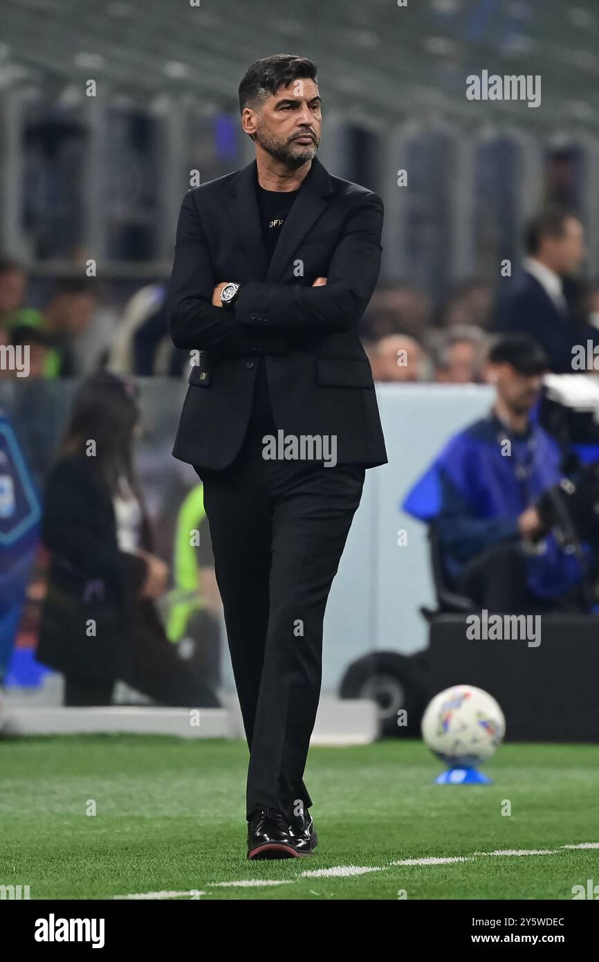 Paulo fonseca coach of milan hi-res stock photography and images - Alamy