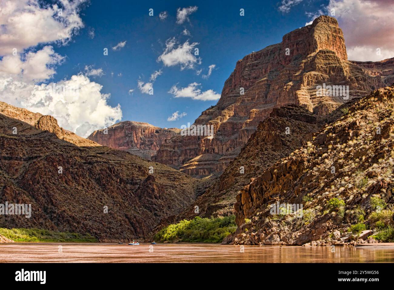 Huge canyon walls hi-res stock photography and images - Alamy