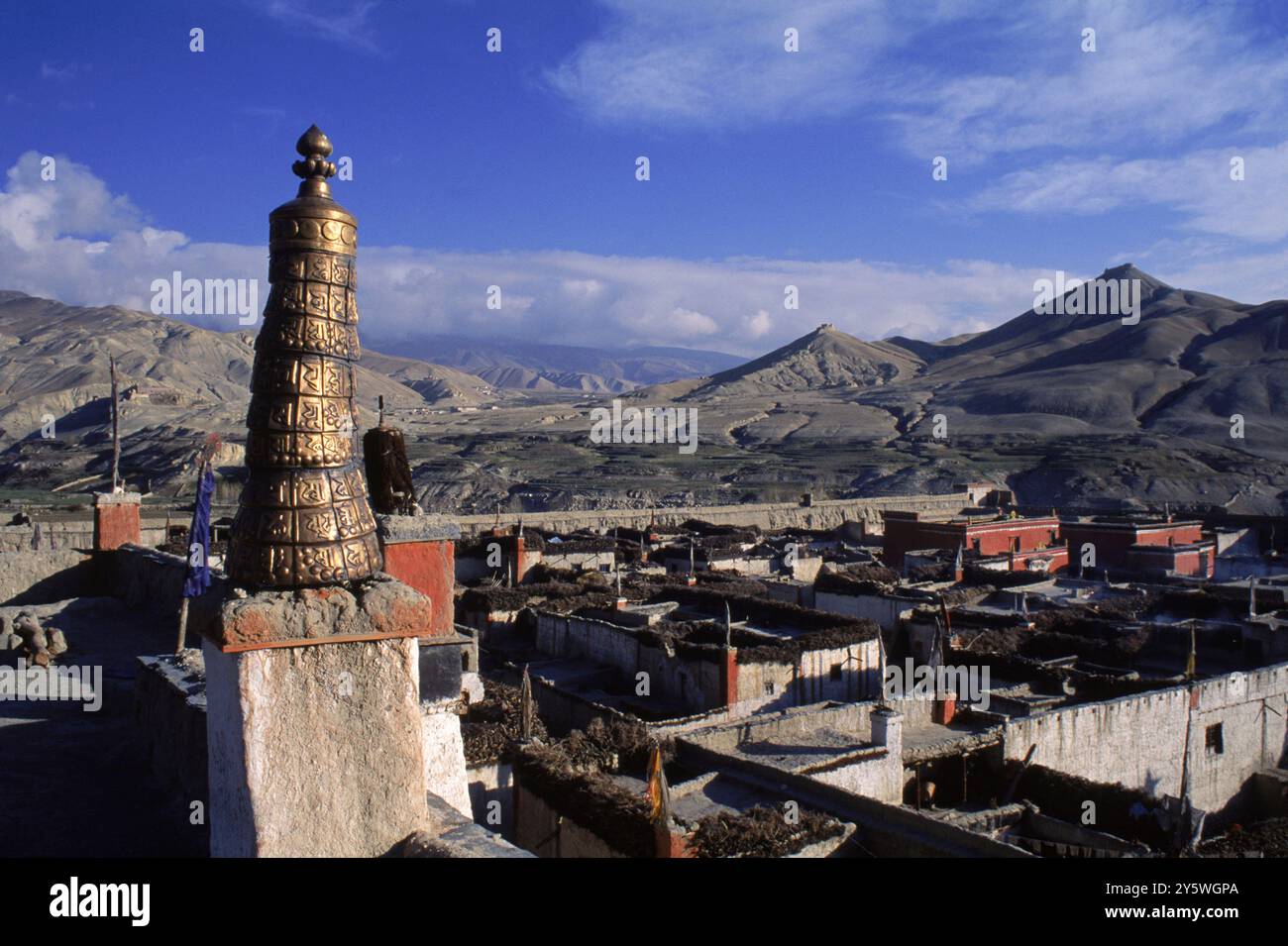The town scene depicting old architecture, Mustang, Nepal, Asia Stock ...