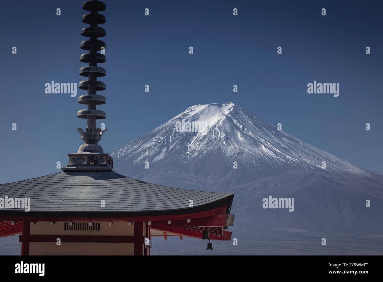 Picturesque landscape mount fuji hi-res stock photography and images ...