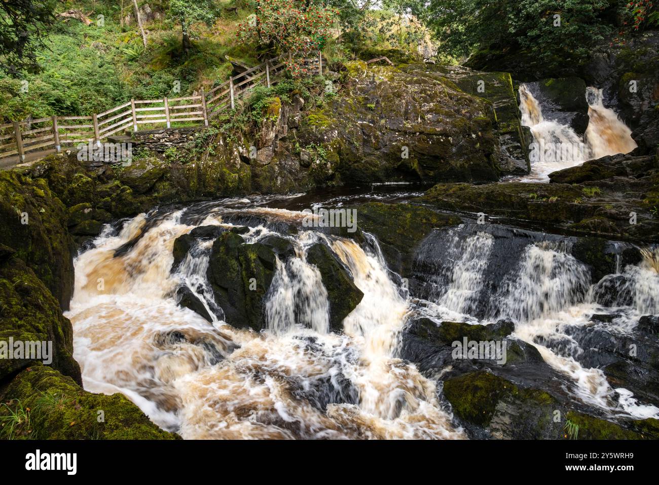 A section of the Ingleton waterfalls walk where the river Doe passes ...