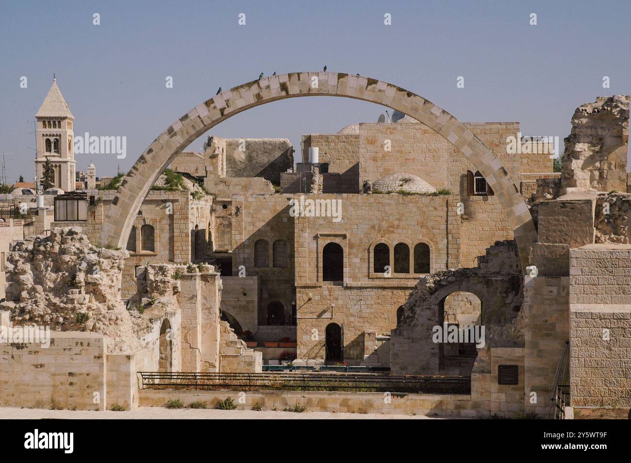 Historic photograph of the commemorative arch of the Hurva Synagogue in ...