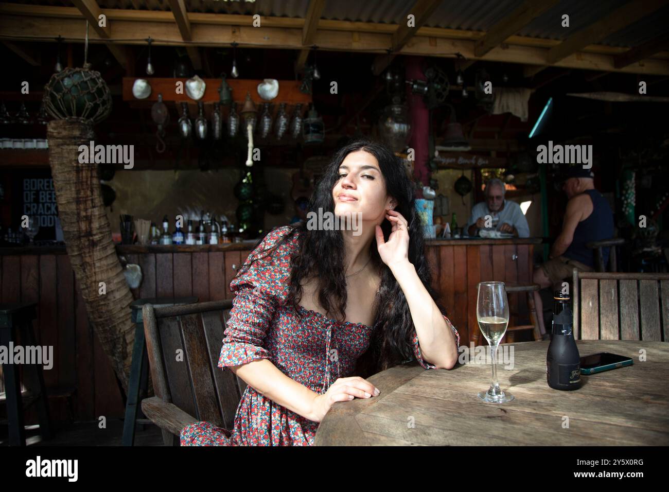Woman smiling cook islands hi-res stock photography and images - Alamy