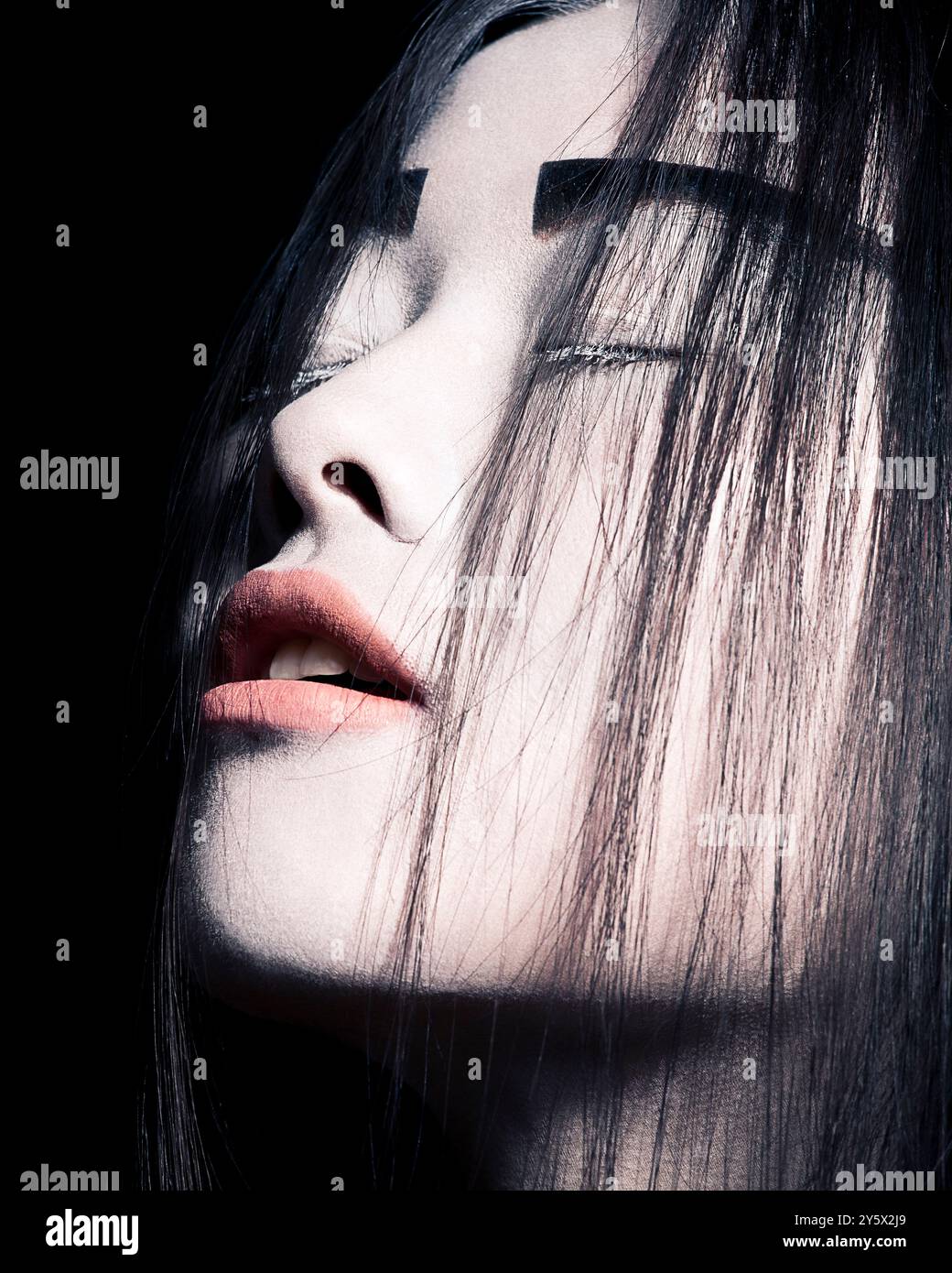 Striking features hi-res stock photography and images - Alamy