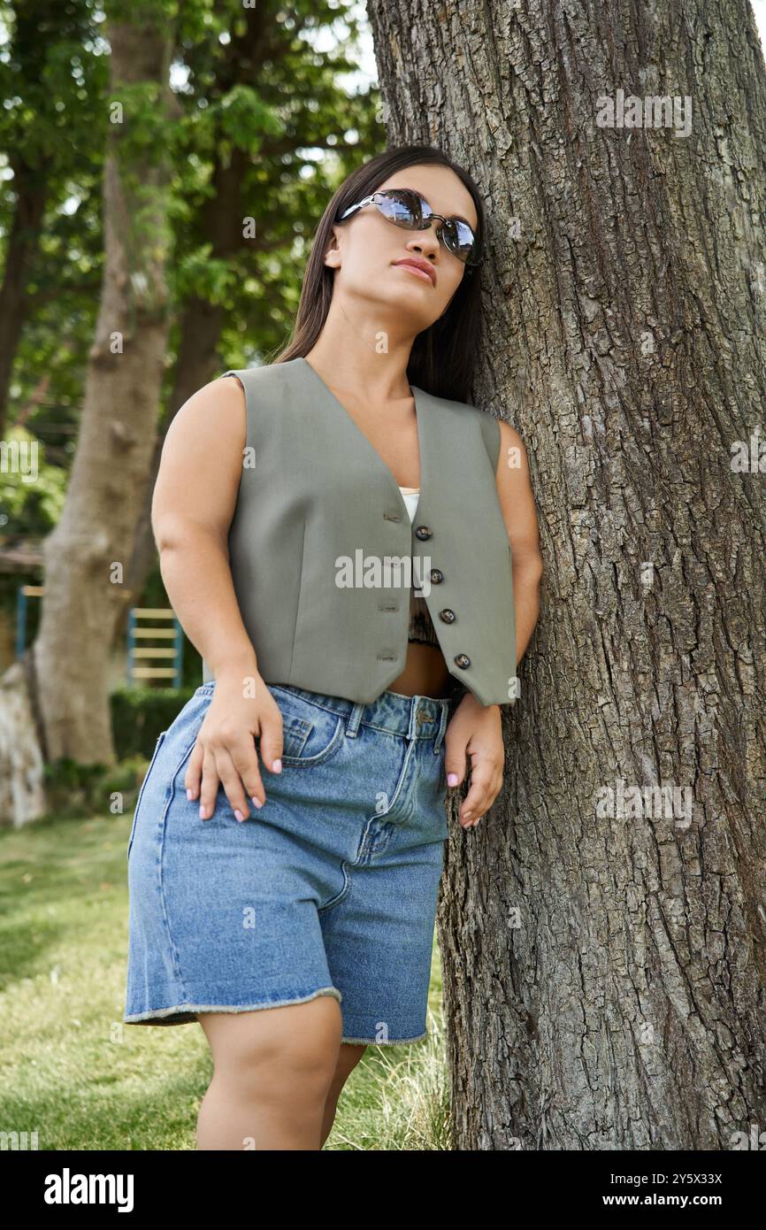 Casually dressed woman stands hi-res stock photography and images - Alamy