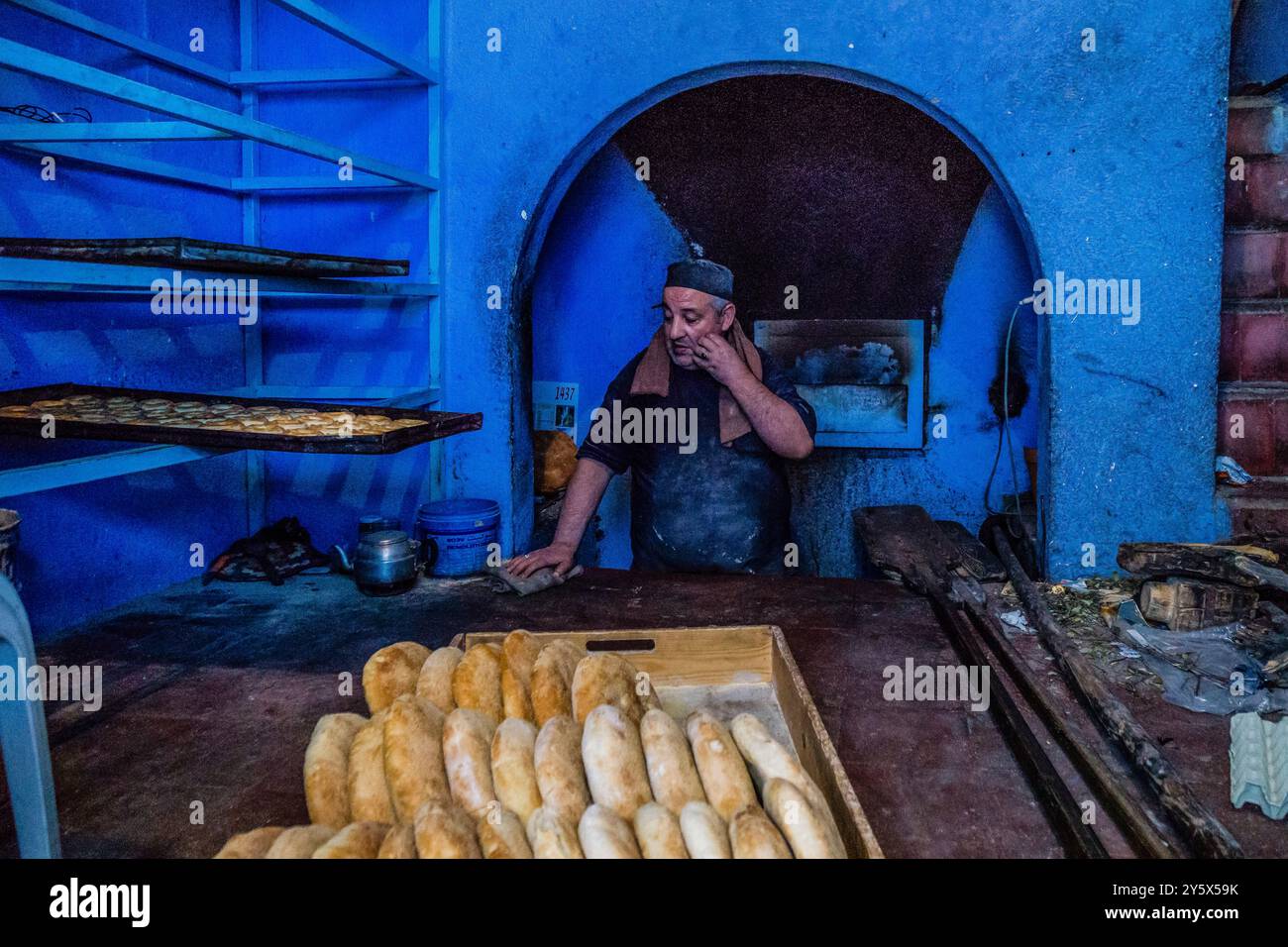 artisan bread, panaderia in the medina, Chefchauen, -Chauen-, Morocco ...