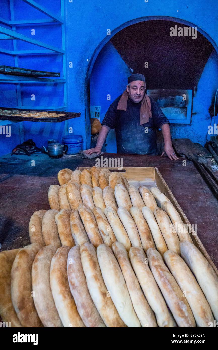 artisan bread, panaderia in the medina, Chefchauen, -Chauen-, Morocco ...