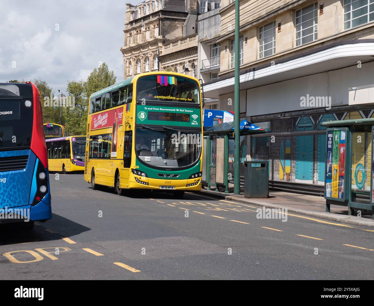 Yellow buses dorset hi-res stock photography and images - Alamy