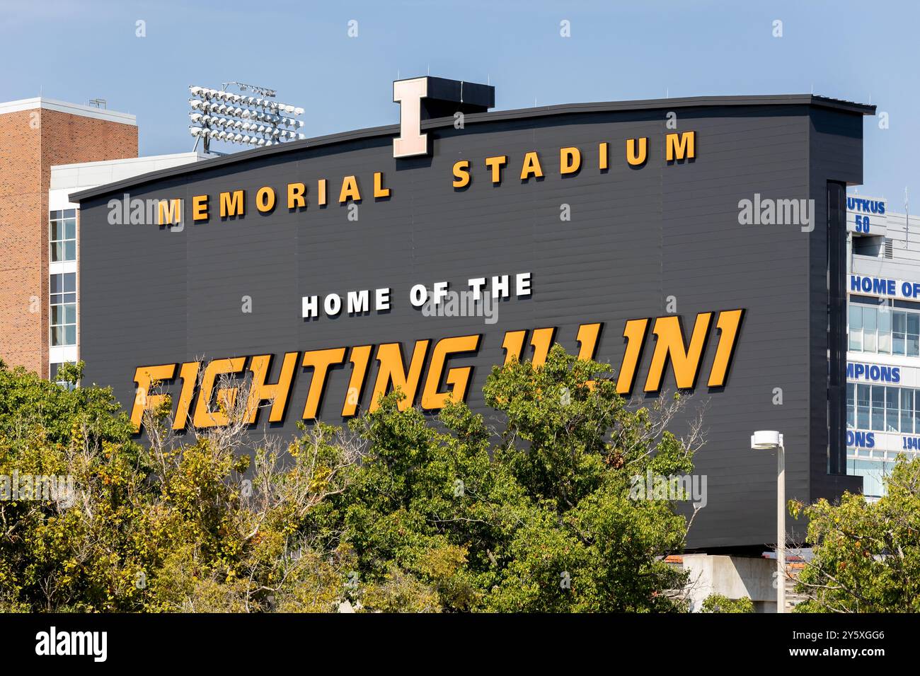 University of Illinois Memorial Stadium is home to the NCAA Fighting ...