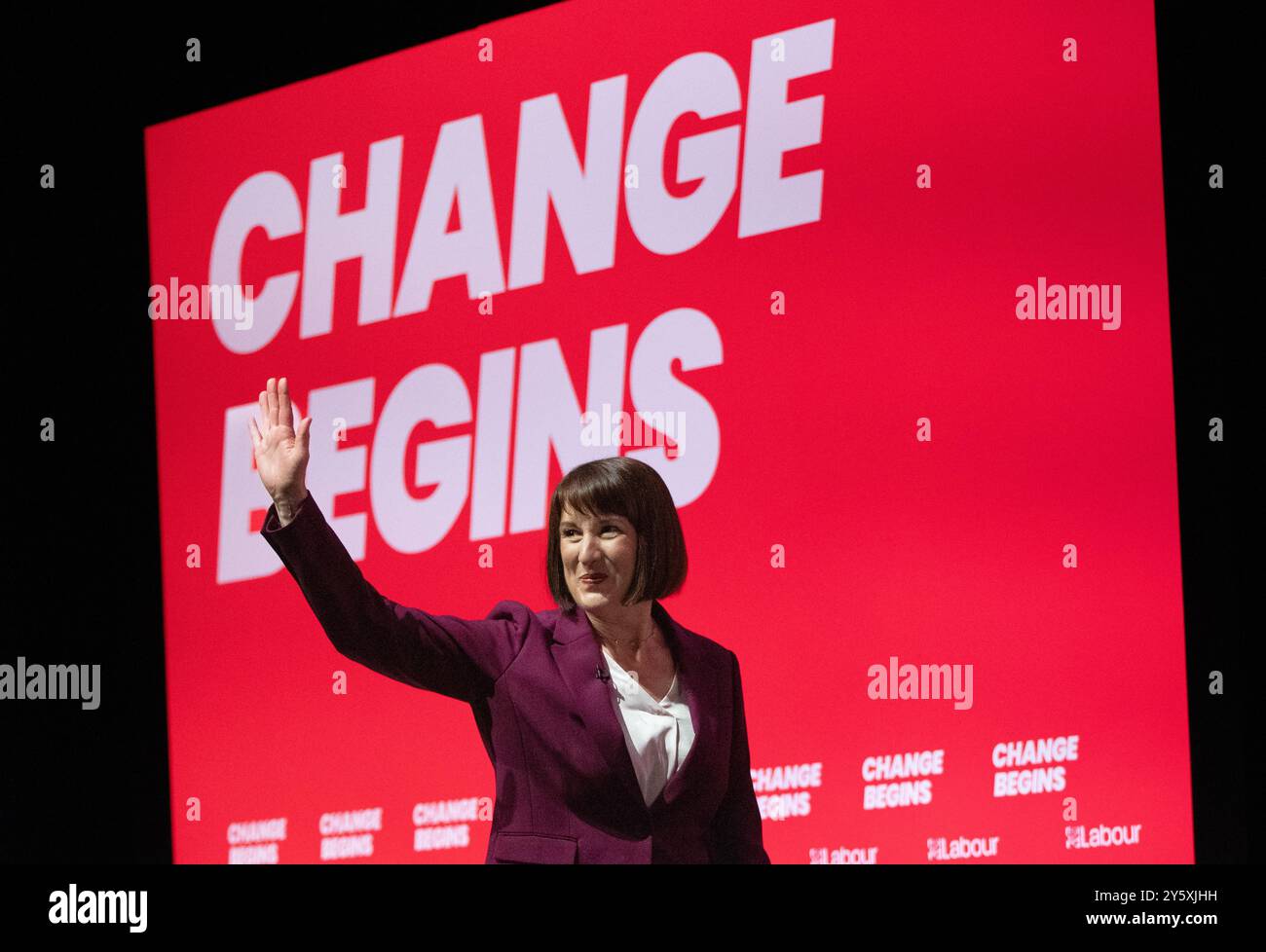 Rachel reeves hand wave hi-res stock photography and images - Alamy