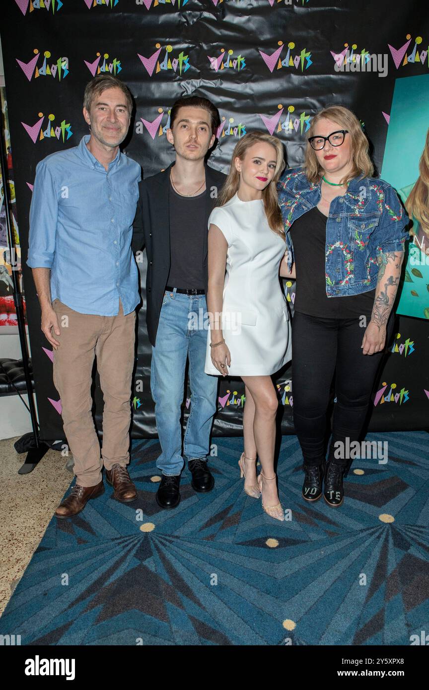 Mark Duplass, Austin Abrams, Megan Stott, undMel Eslyn bei der Preview ...
