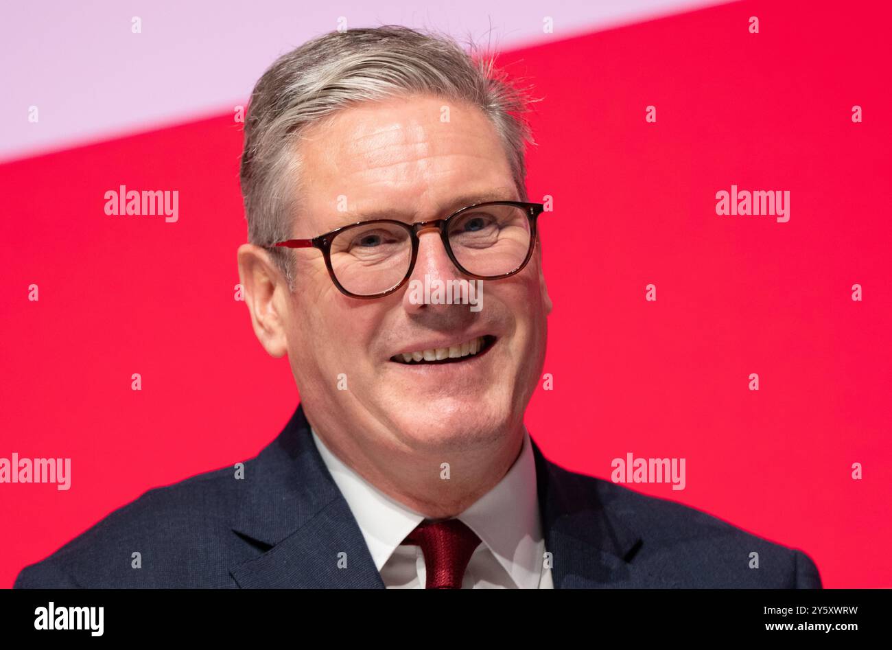 Smiling keir starmer hi-res stock photography and images - Alamy