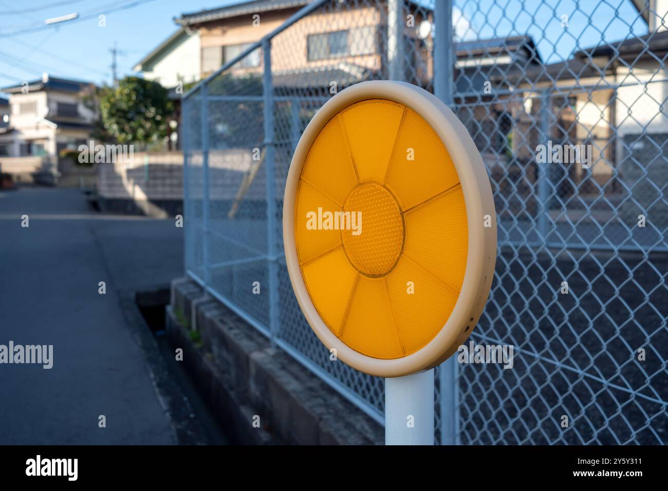 Round-shaped road warning light reflector Stock Photo - Alamy