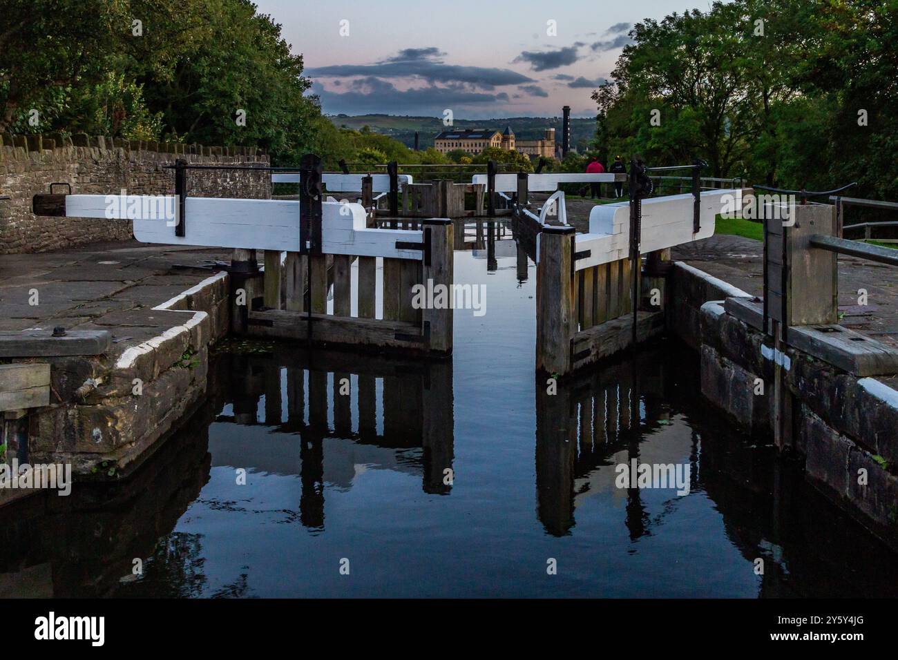 Top of canal lock staircase hi-res stock photography and images - Alamy