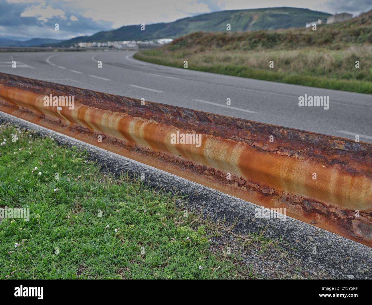 Sea breeze can accelerate the oxidation process on metal surfaces due ...