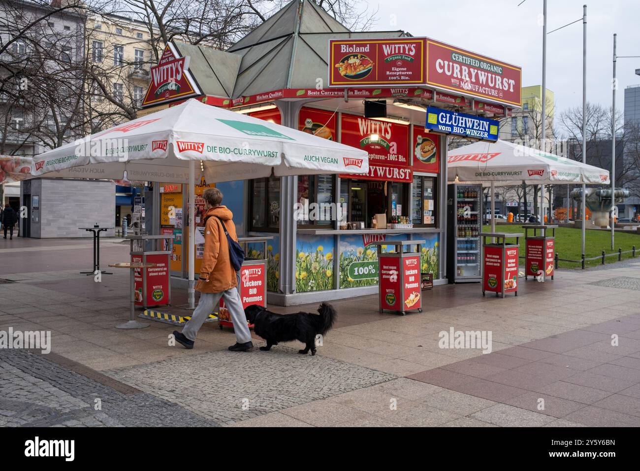 Currywurst Sausage Stall in Berlin Germany Stock Photo - Alamy