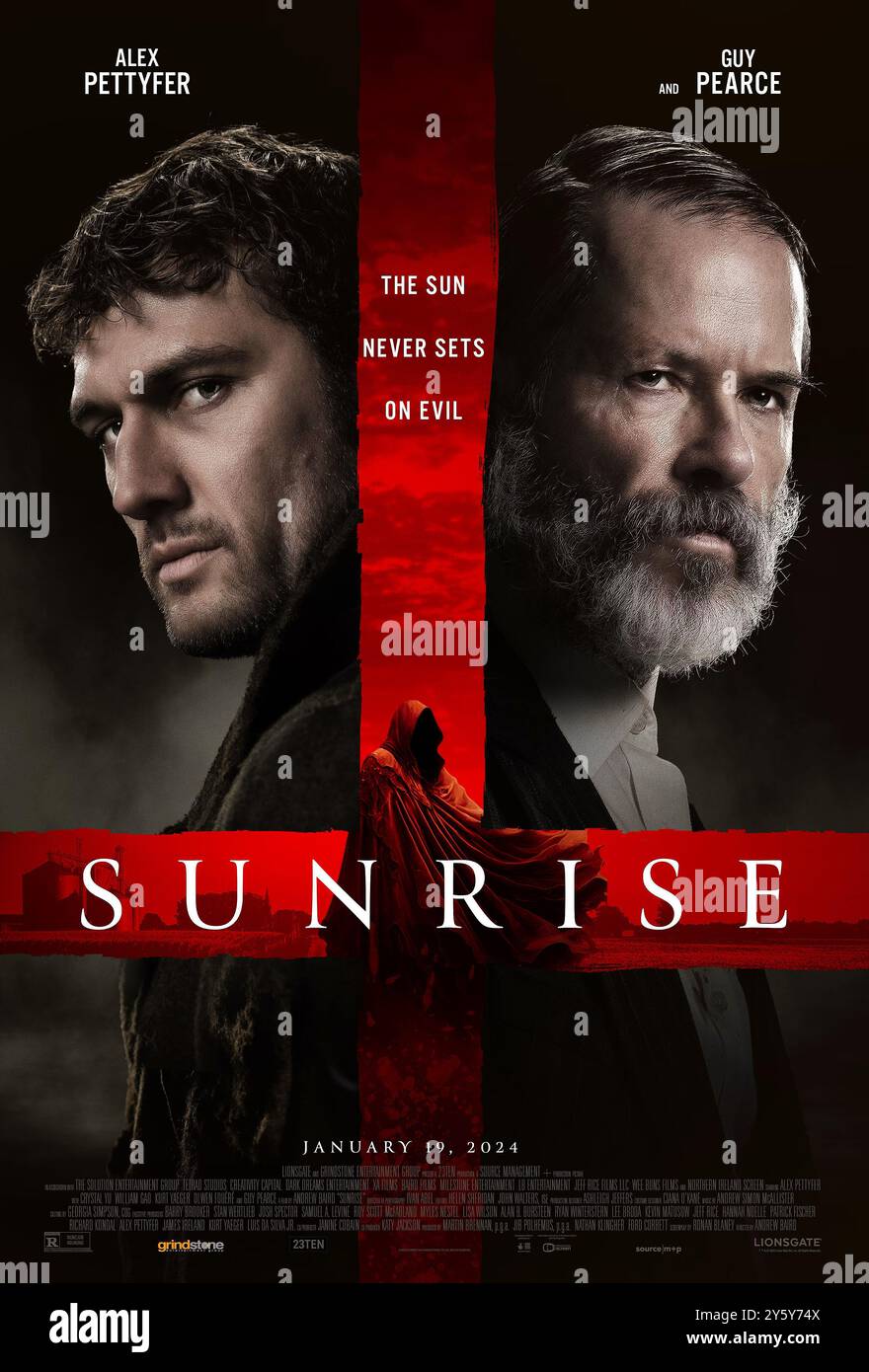 Sunrise Alex Pettyfer & Guy Pearce Stock Photo - Alamy