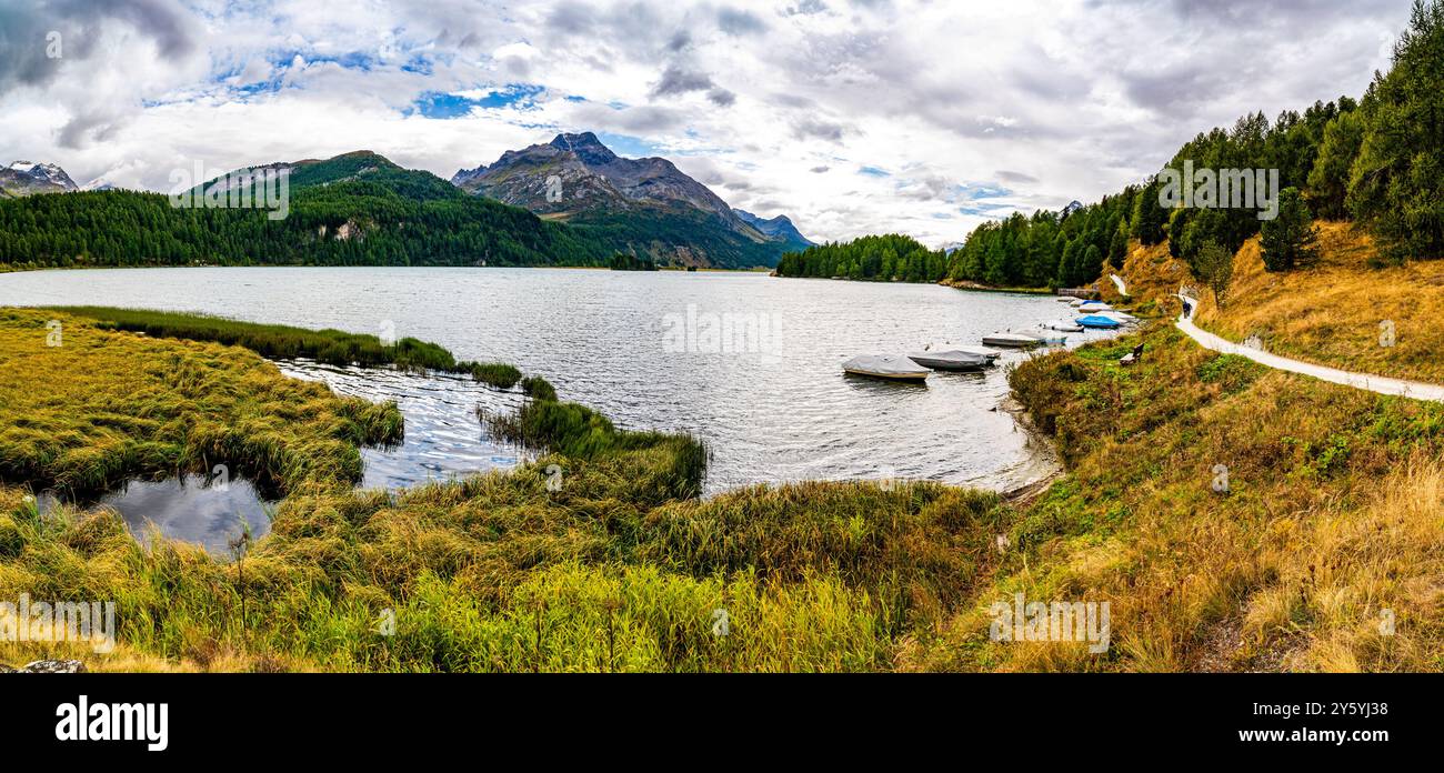 Engadine, Switzerland, Lake Sils Maria, the village of Isola ...