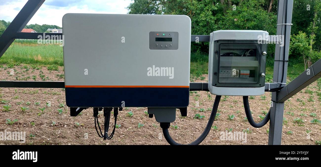Solar inverter hybrid isometric system controller with switch Stock ...