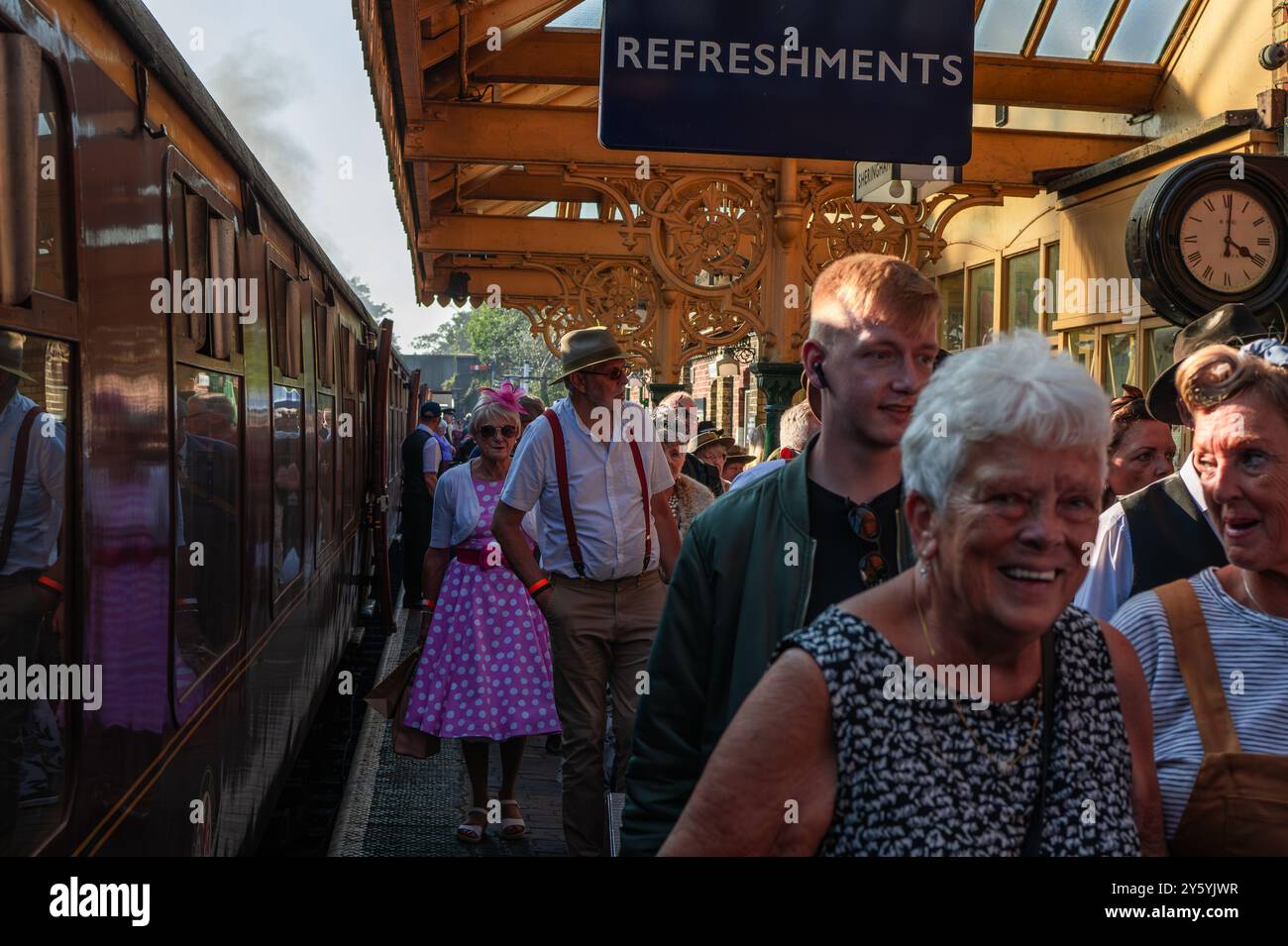Sheringham, Norfolk, UK - SEPTEMBER 21 2024: People in 1940s vintage ...