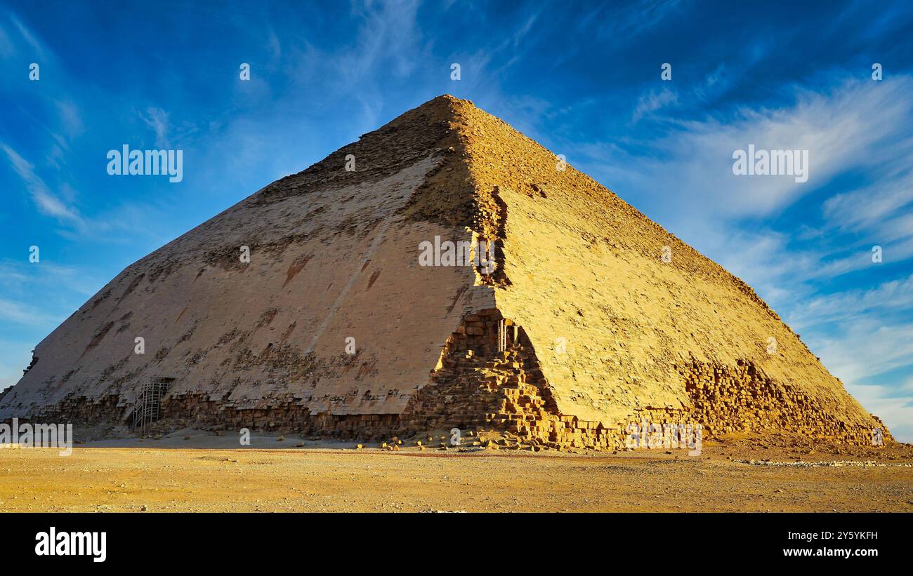 Spectacular view of the Bent Pyramid, built by the Pharoah Snefuru is ...