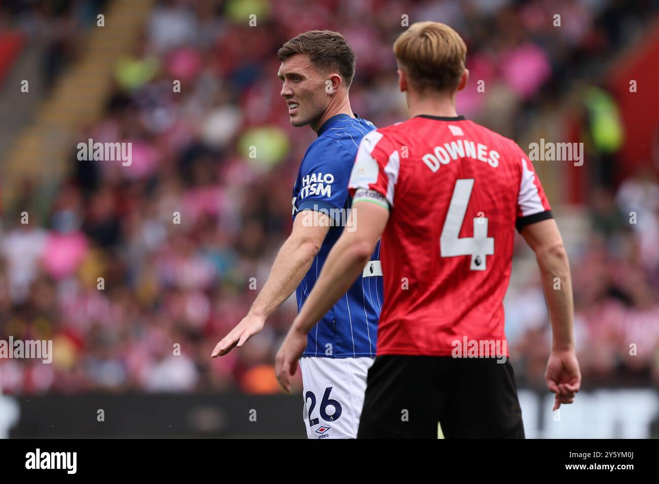 Dara OÕShea of Ipswich Town and Flynn Downes of Southampton ...