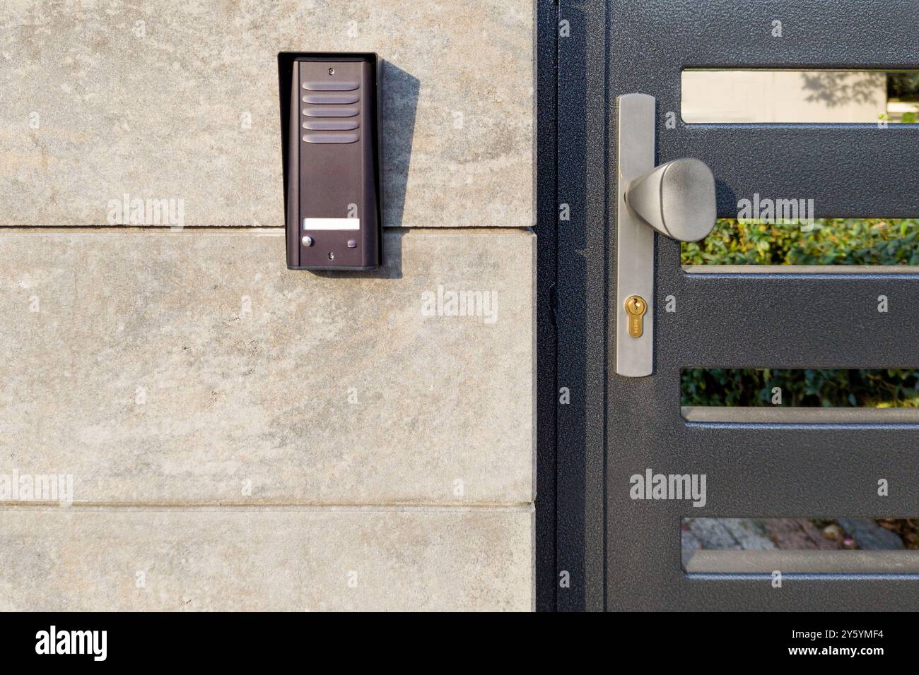 Keypad security gate hi-res stock photography and images - Alamy