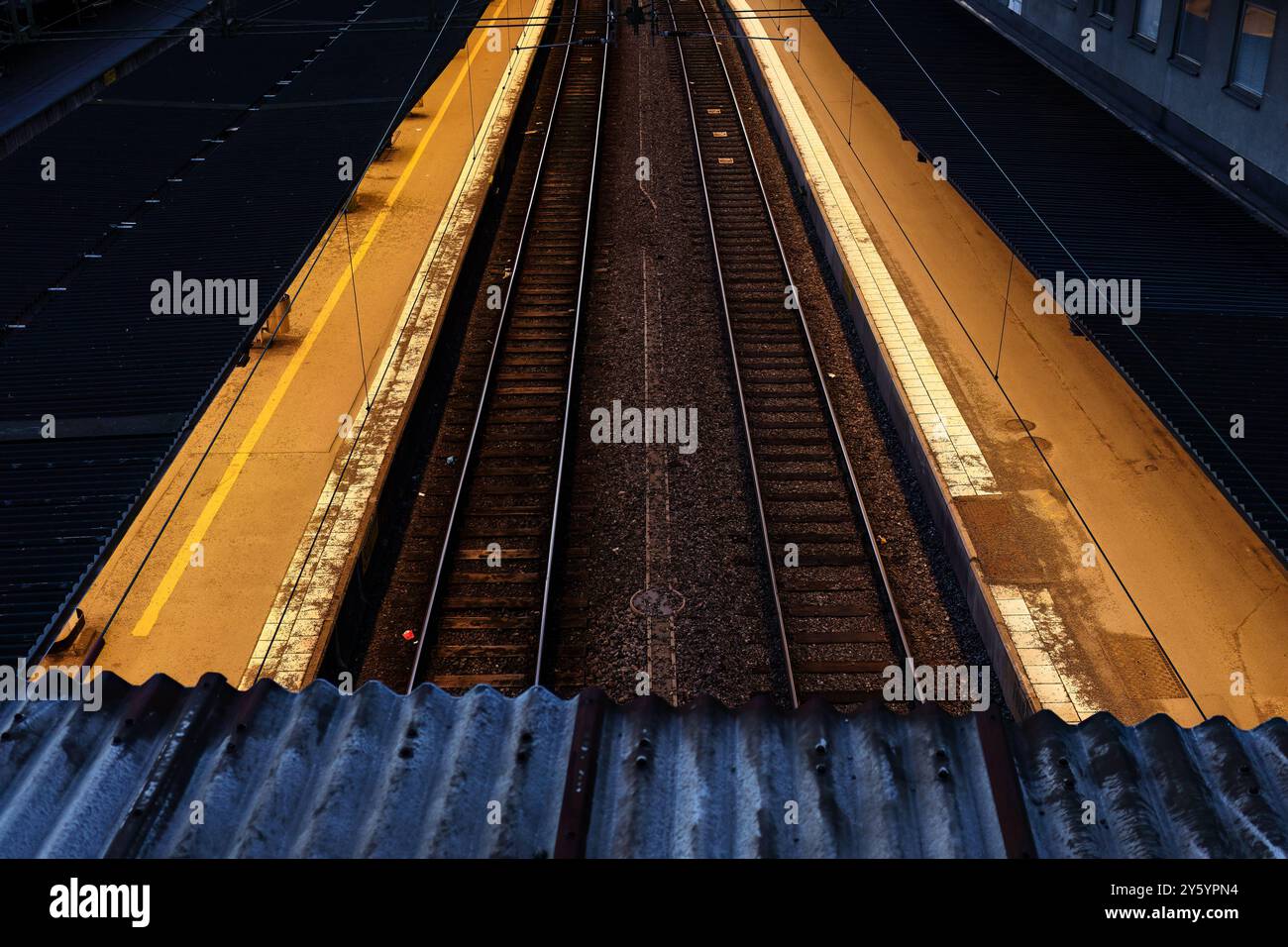 Empty railroad station night architecture hi-res stock photography and ...
