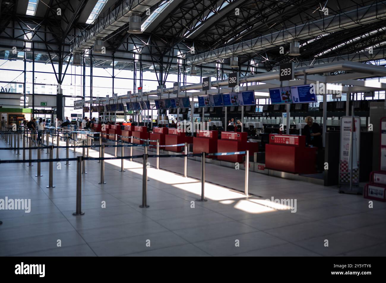 Passenger departures waiting area hi-res stock photography and images ...