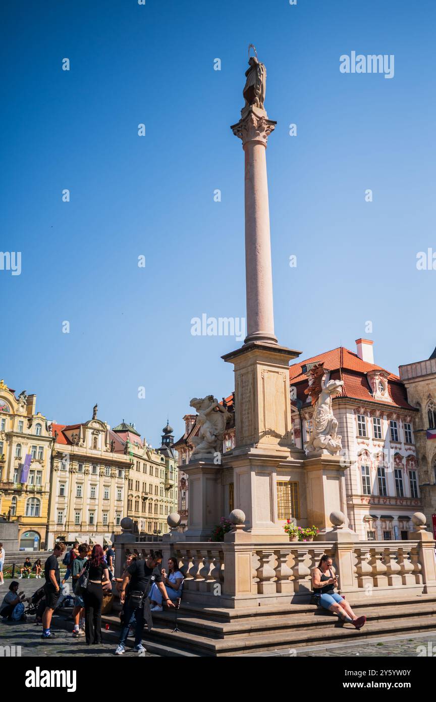 Marian Column (Mariánský sloup) in Old Town Square (Staroměstské ...