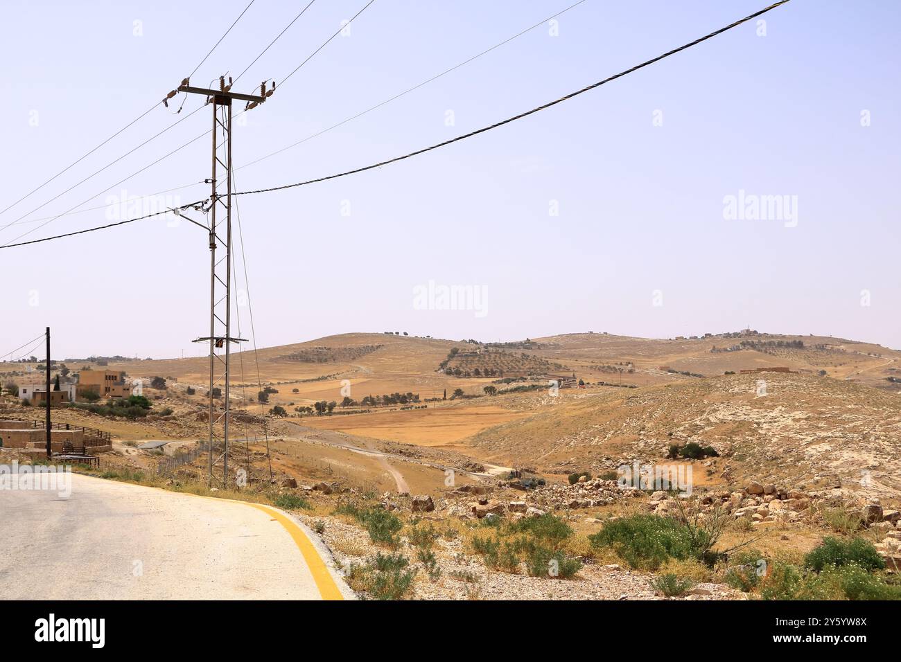 residential buildings in the jordan desert landscape Stock Photo - Alamy