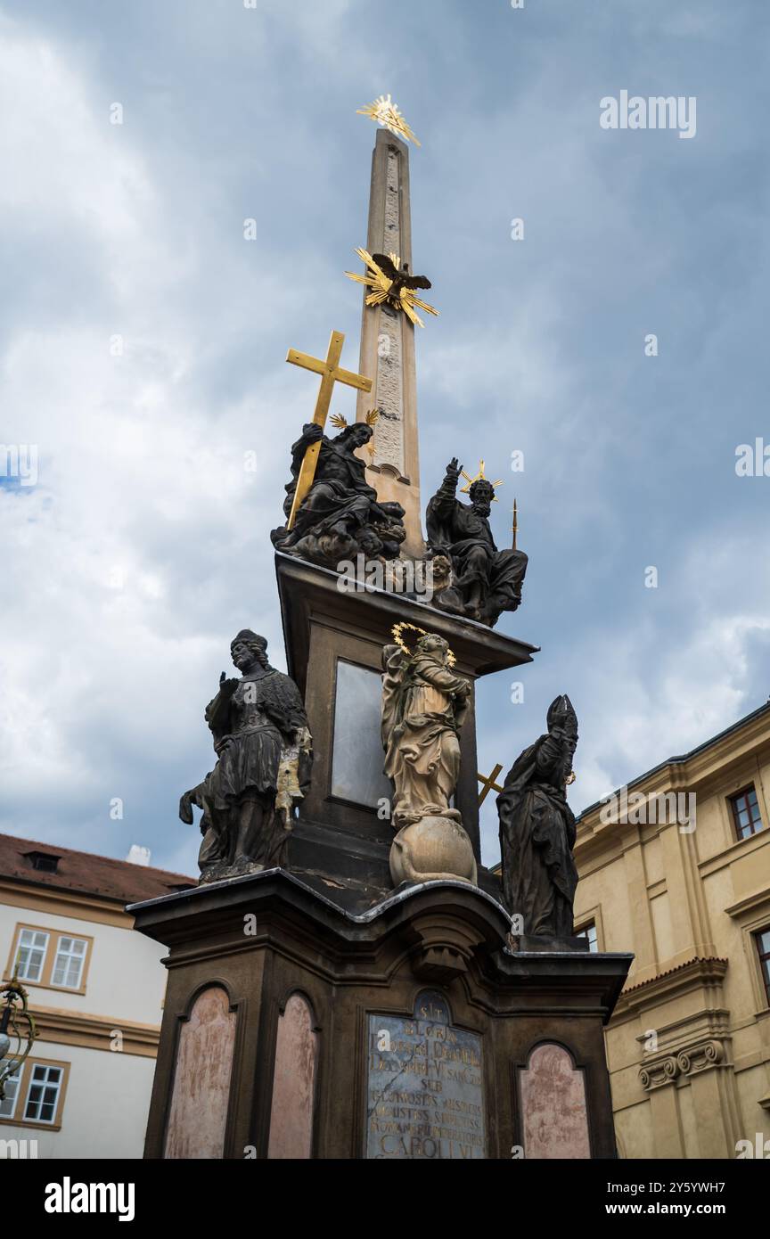 Holy trinity depiction hi-res stock photography and images - Alamy