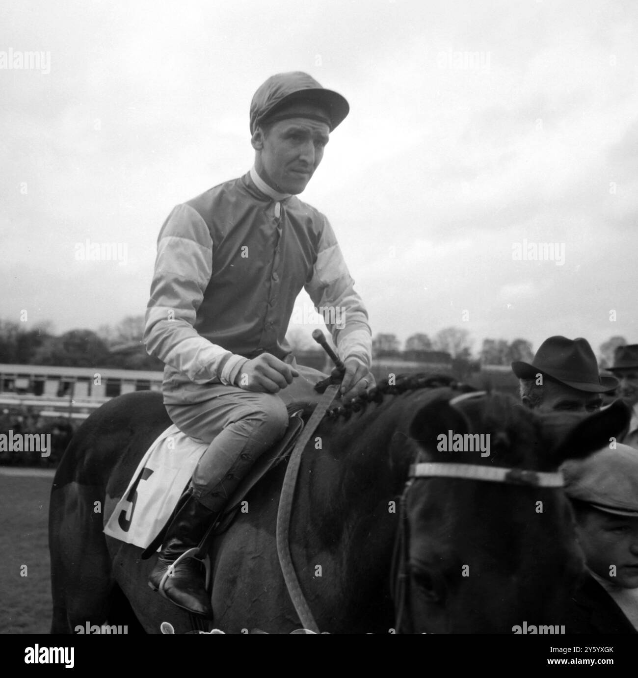 Joe mercer jockey hi-res stock photography and images - Alamy