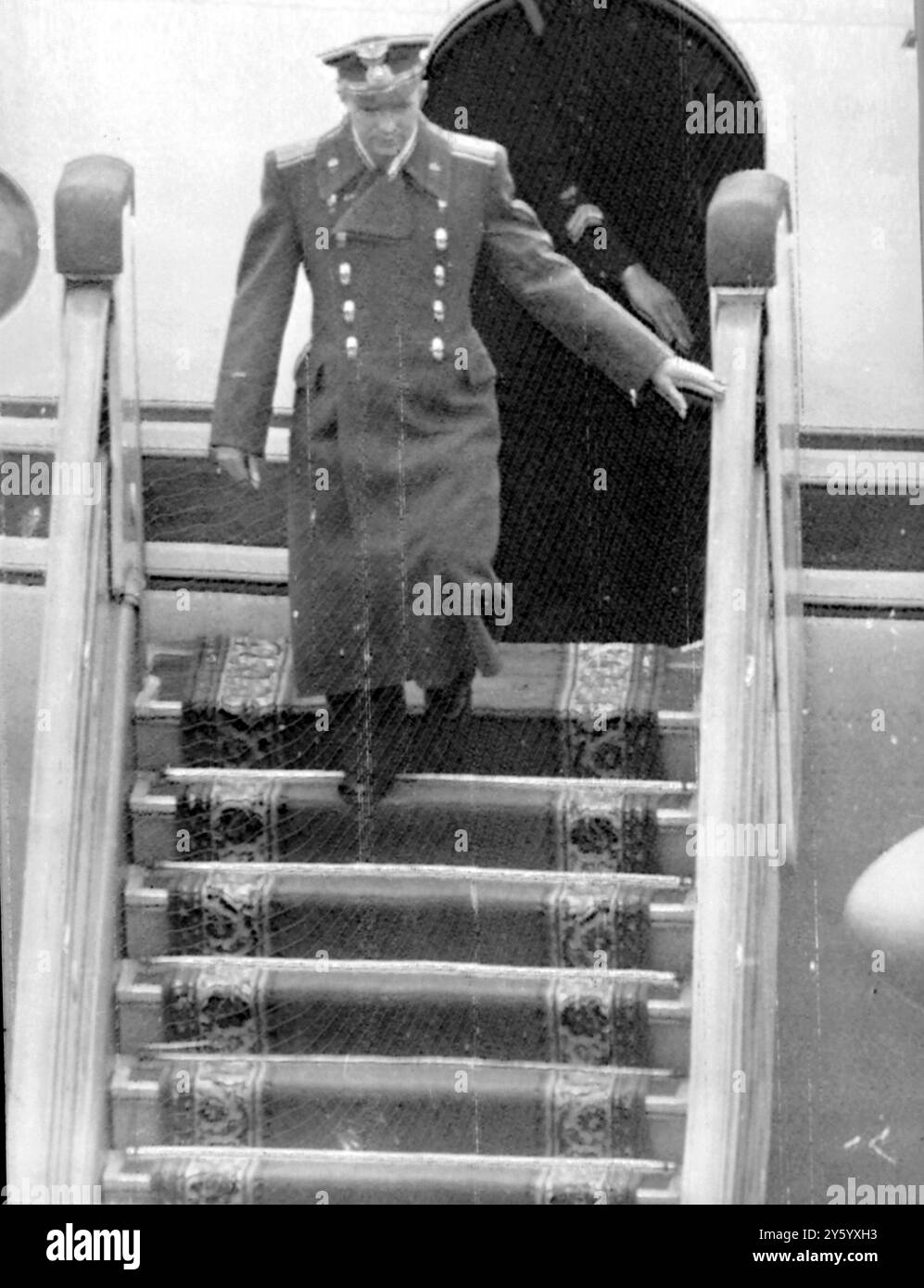 FIRST MAN IN SPACE YURI GAGARIN AIRCRAFT MOSCOW AIRPORT / 14 APRIL 1961 ...