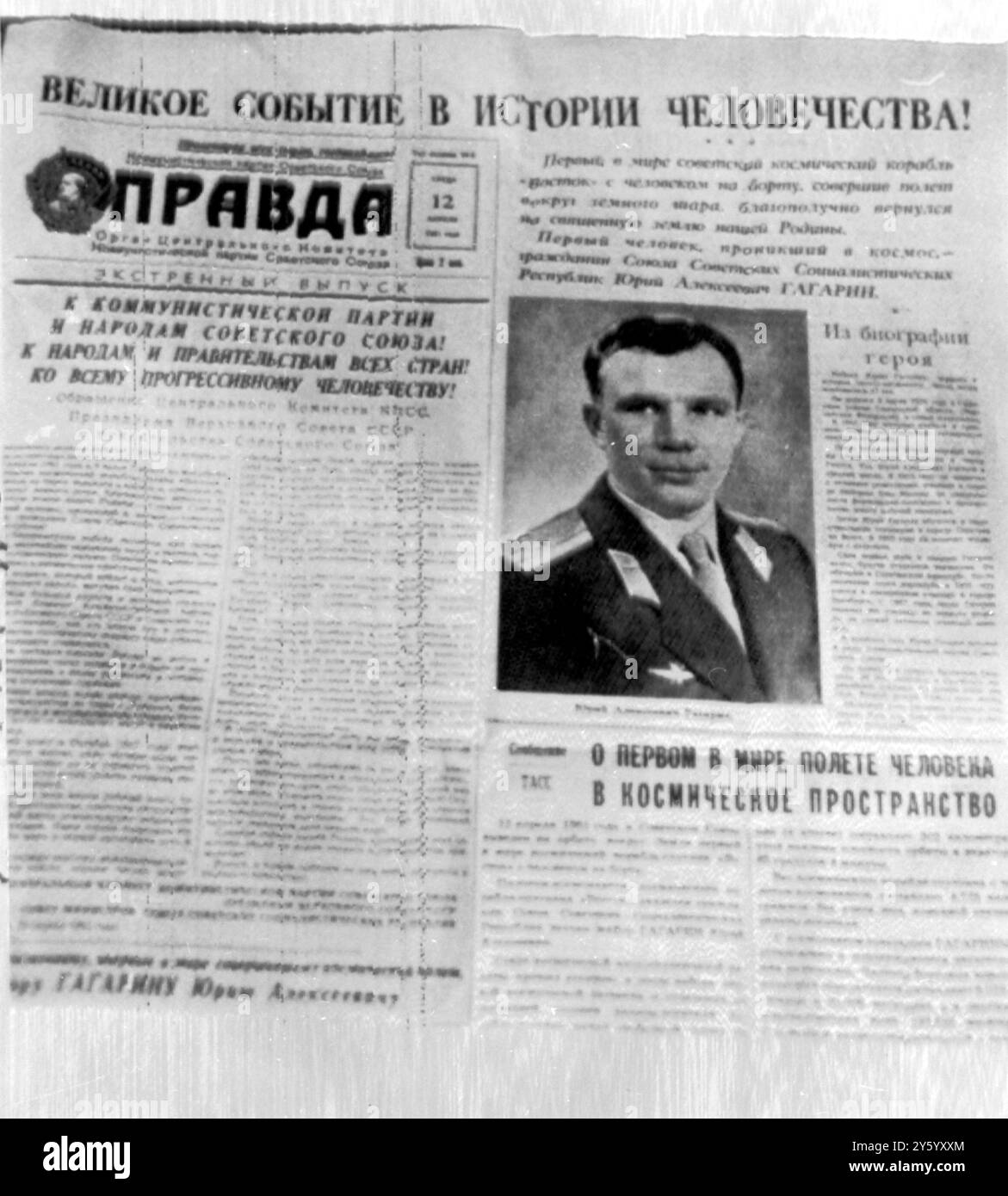 SPACE TRAVEL SOVIET PRAVDA SPACE HEADLINES 12 APRIL 1961 Stock Photo ...