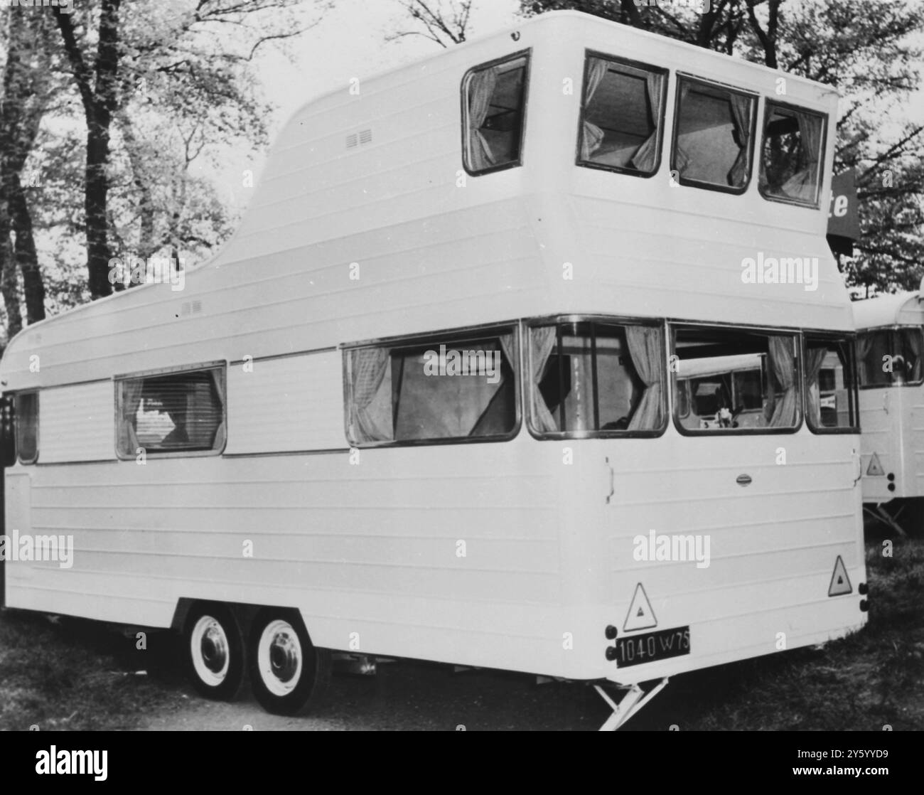 CARAVAN INTERNATIONAL OPEN AIR SHOW PARIS 10 APRIL 1961 Stock Photo - Alamy