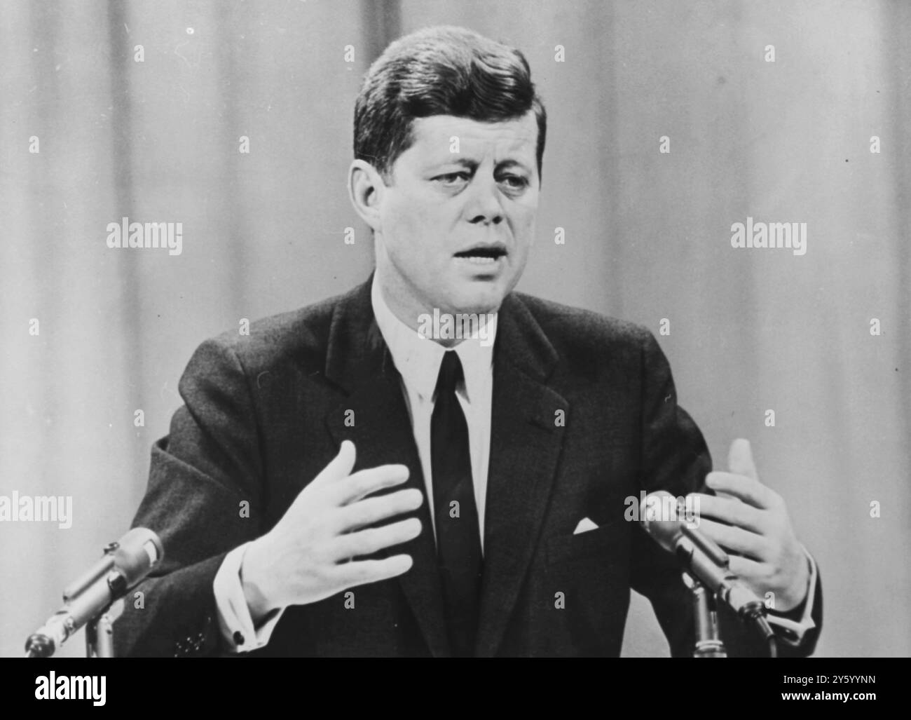 US PRESIDENT JOHN F KENNEDY PORTRAIT / 6 APRIL 1961 Stock Photo - Alamy